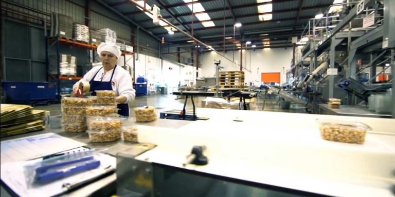 Casa Pons necesita personal para trabajar en su fábrica