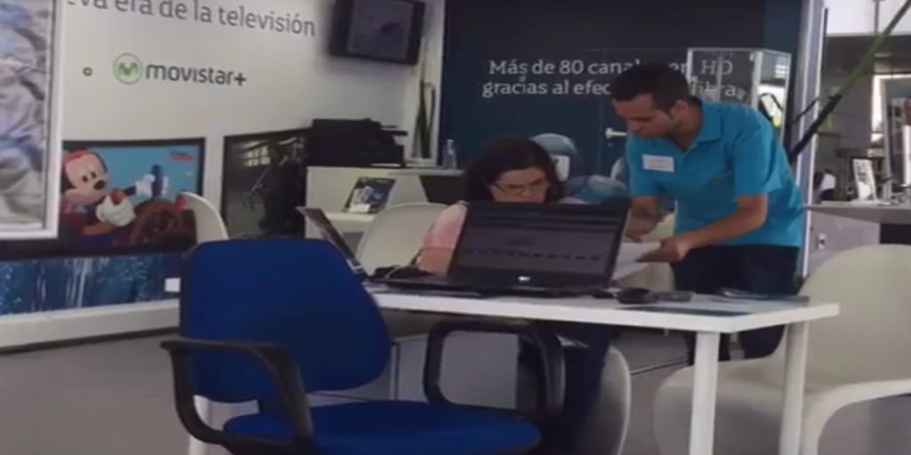 Se necesitan personas para trabajar de comerciales en tiendas Movistar